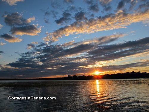 Upper Chemong Lake Peterborough - Peterborough Cottage Rental | GL-9971 ...
